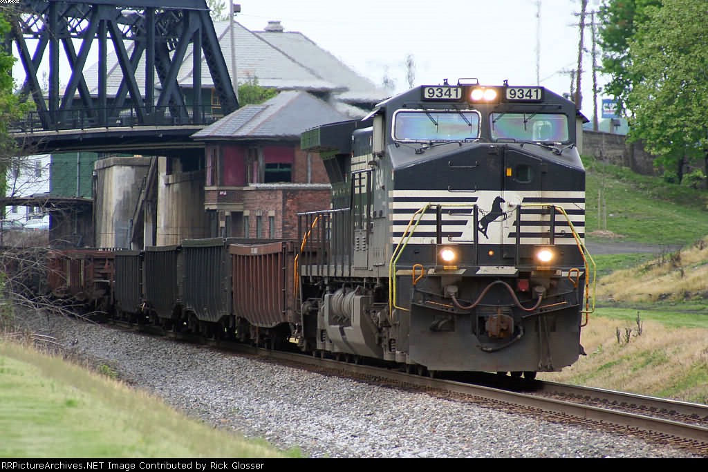 NS 75R Heads For Central Secondary